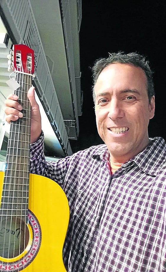 «Siempre he querido grabar un disco, agradezco el apoyo de los vecinos» | El Diario Vasco